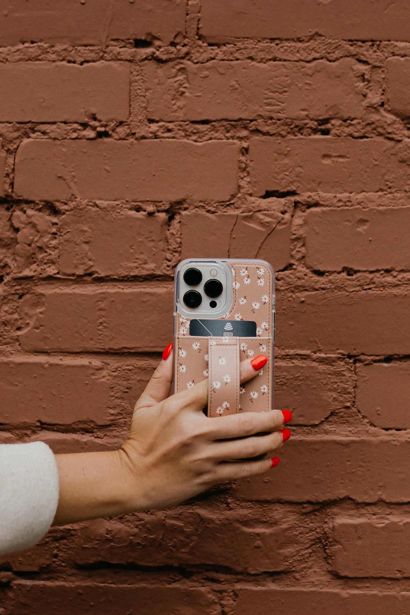 Falling for Floral — Walli Cases